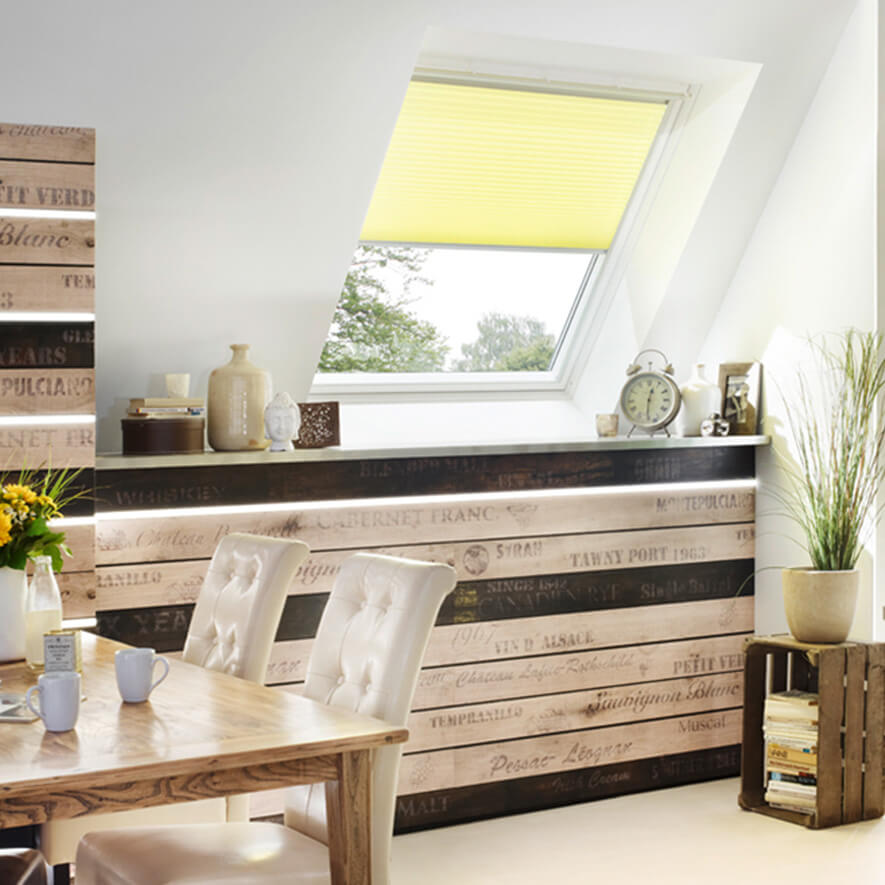 VELUX Dachfenster Rollos  perfekter Sichtschutz  JalouCity